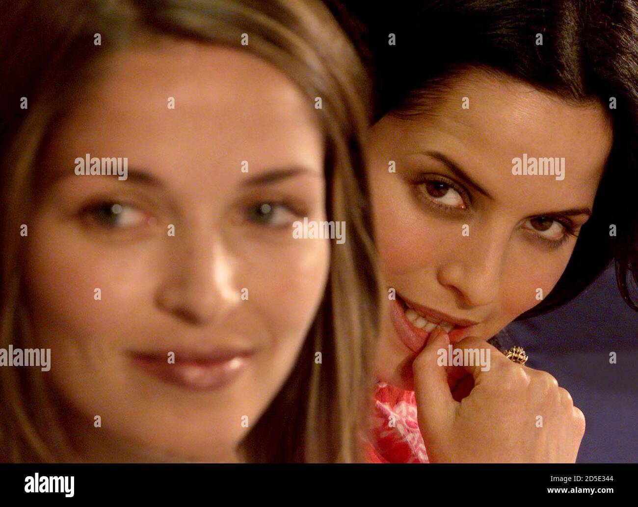 Andrea and caroline corr hi-res stock photography and images - Alamy