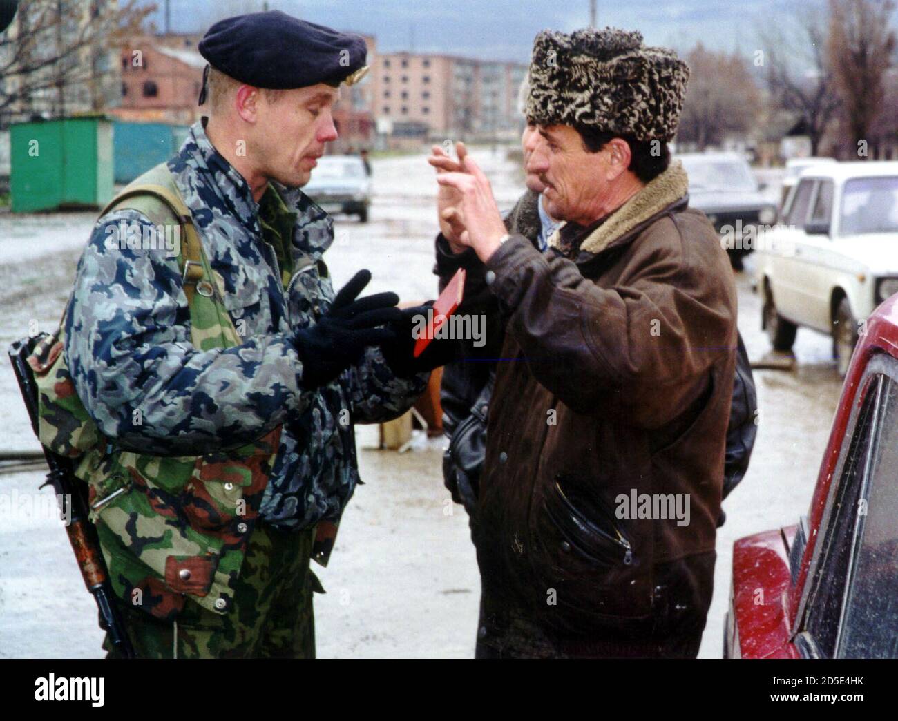 Chechen war soldiers hi-res stock photography and images - Alamy