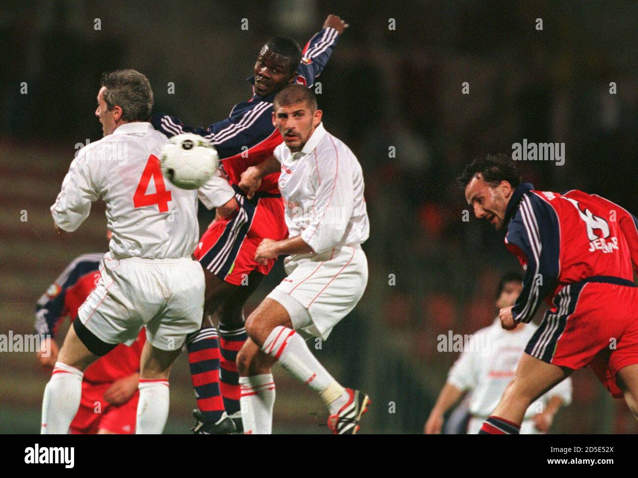 Jens jeremies 2000 hi-res stock photography and images - Alamy