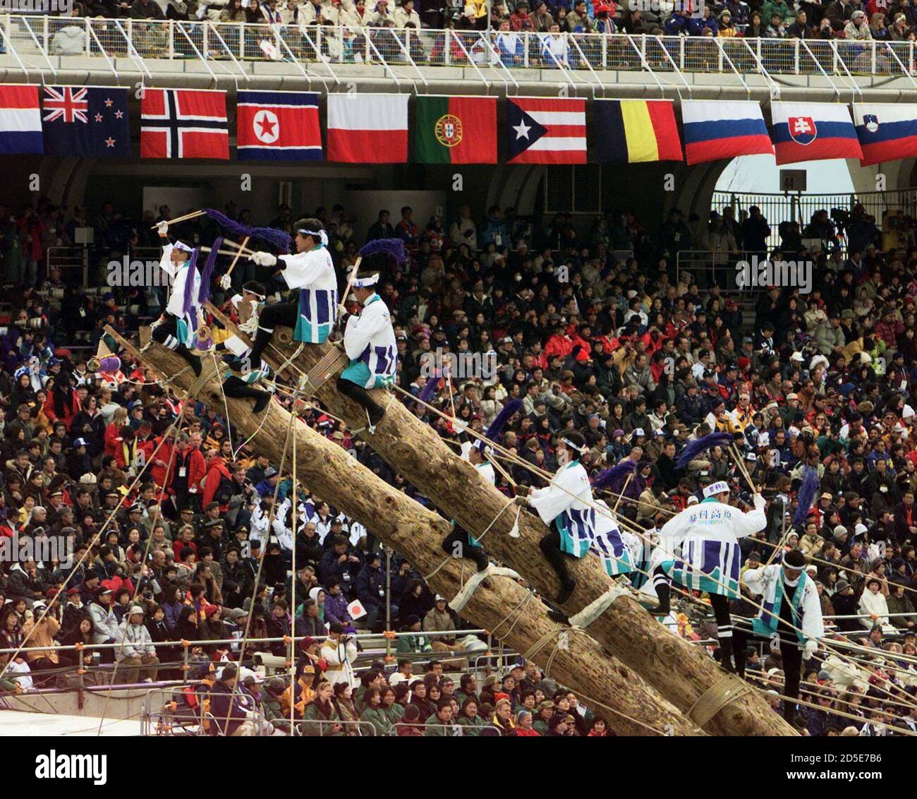 Erected pillars hi-res stock photography and images - Alamy