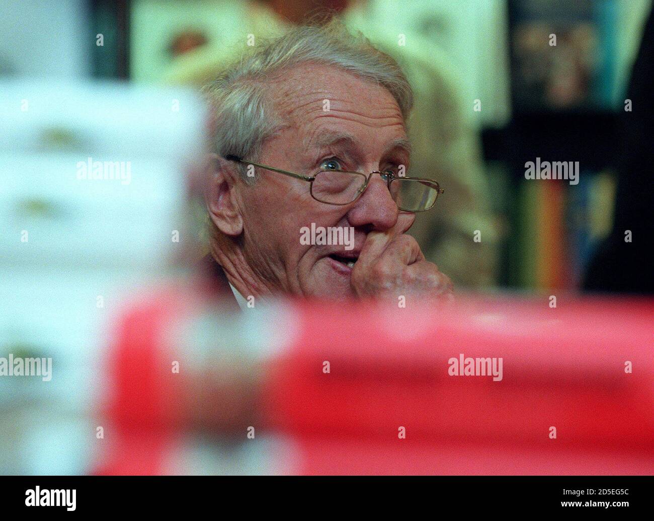 White rhodesians hi-res stock photography and images - Alamy