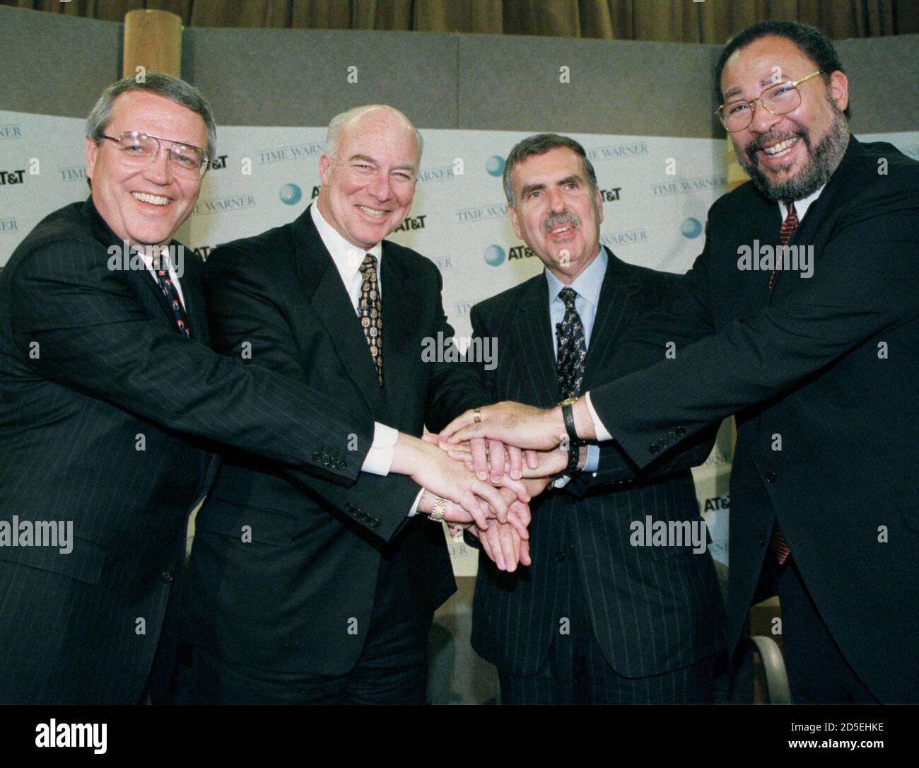 Time warner chairman gerald levin hi-res stock photography and images ...