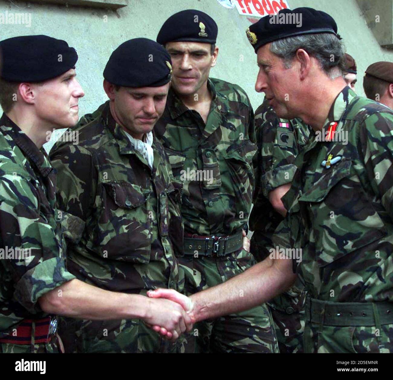 Troops kosovo peacekeeping conflicts hi-res stock photography and ...