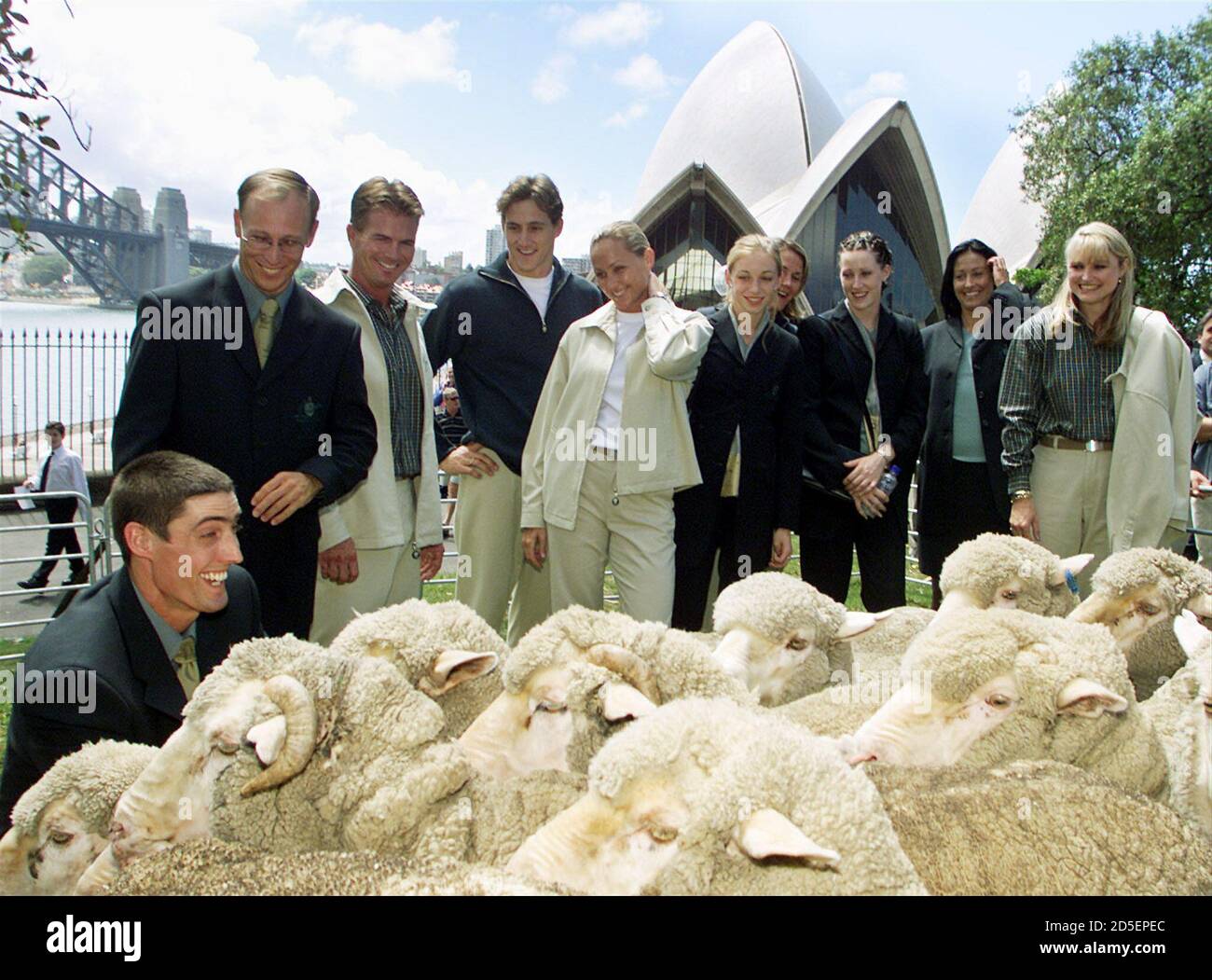 Australian olympic uniform hi-res stock photography and images - Alamy
