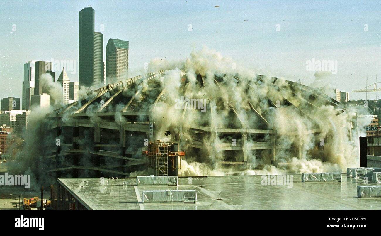 Kingdome seattle hi-res stock photography and images - Alamy