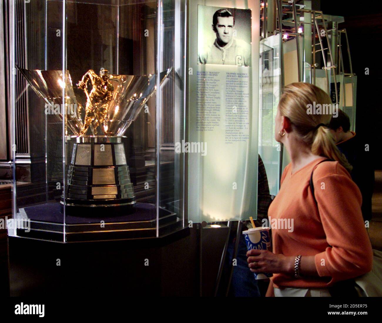 Maurice rocket richard trophy hi-res stock photography and images - Alamy
