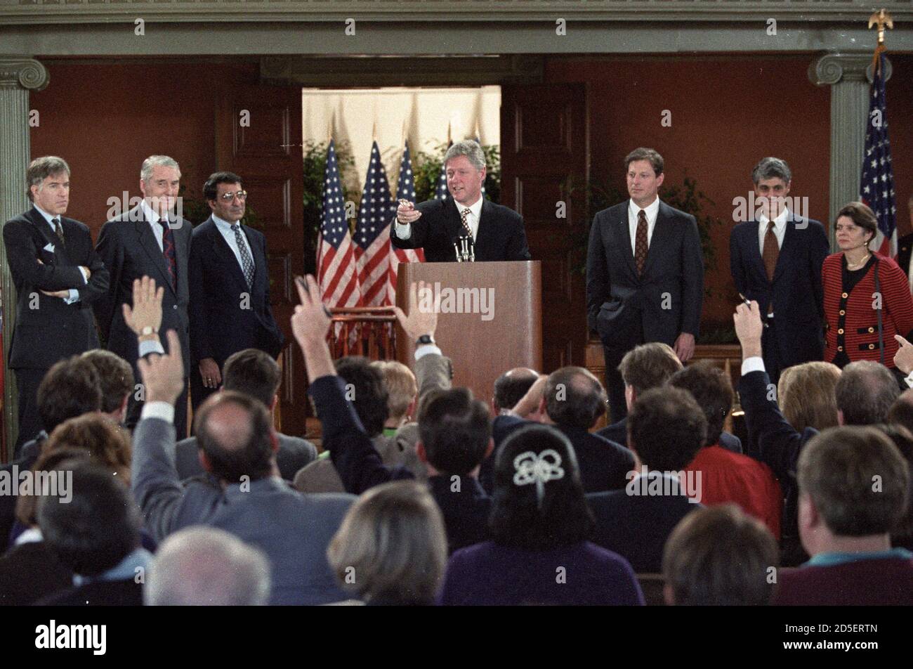 Bill clinton 1992 team hi-res stock photography and images - Alamy