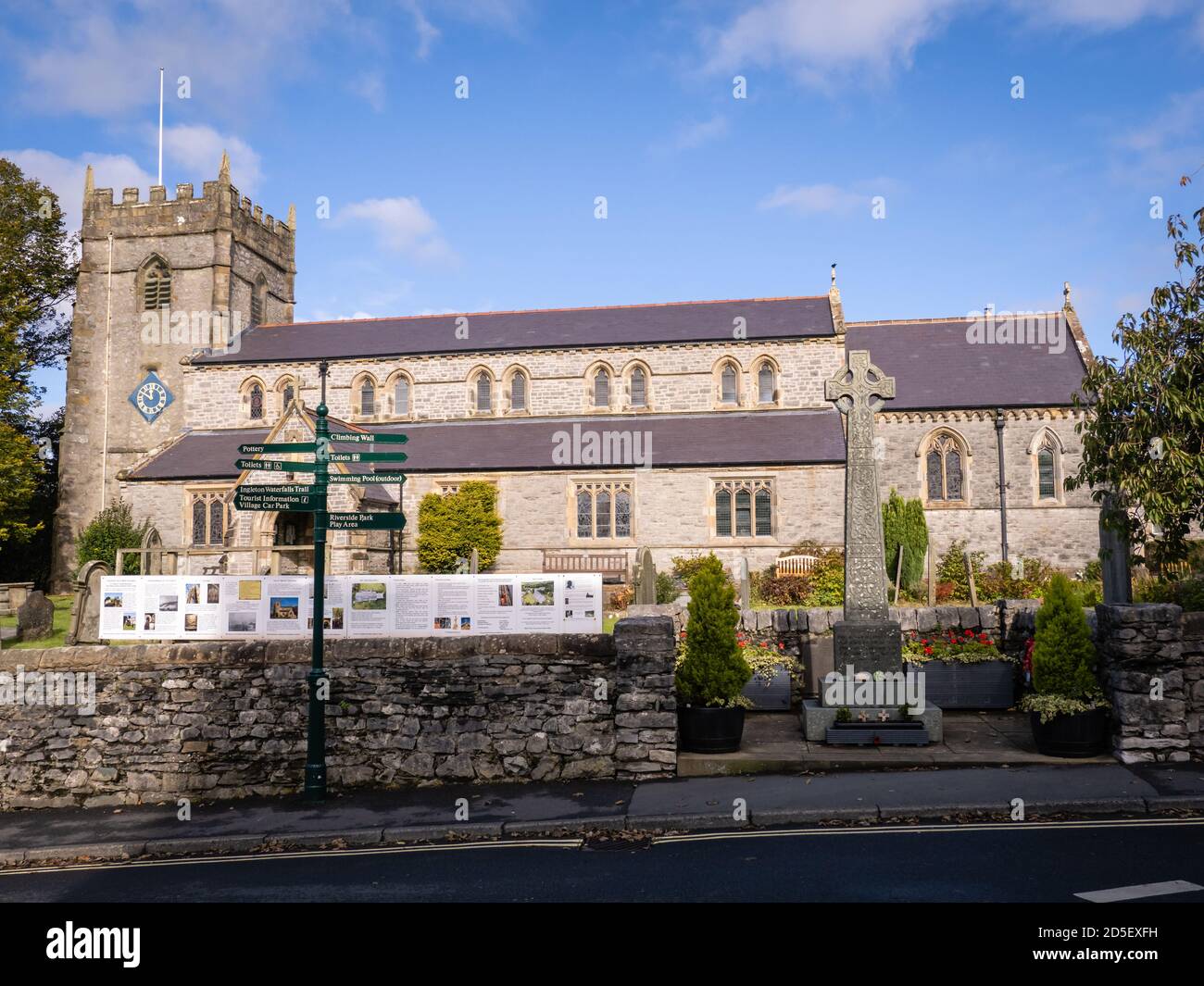 08.09.2020 Ingleton, North Yorkshire, UK. Ingleton village church ...