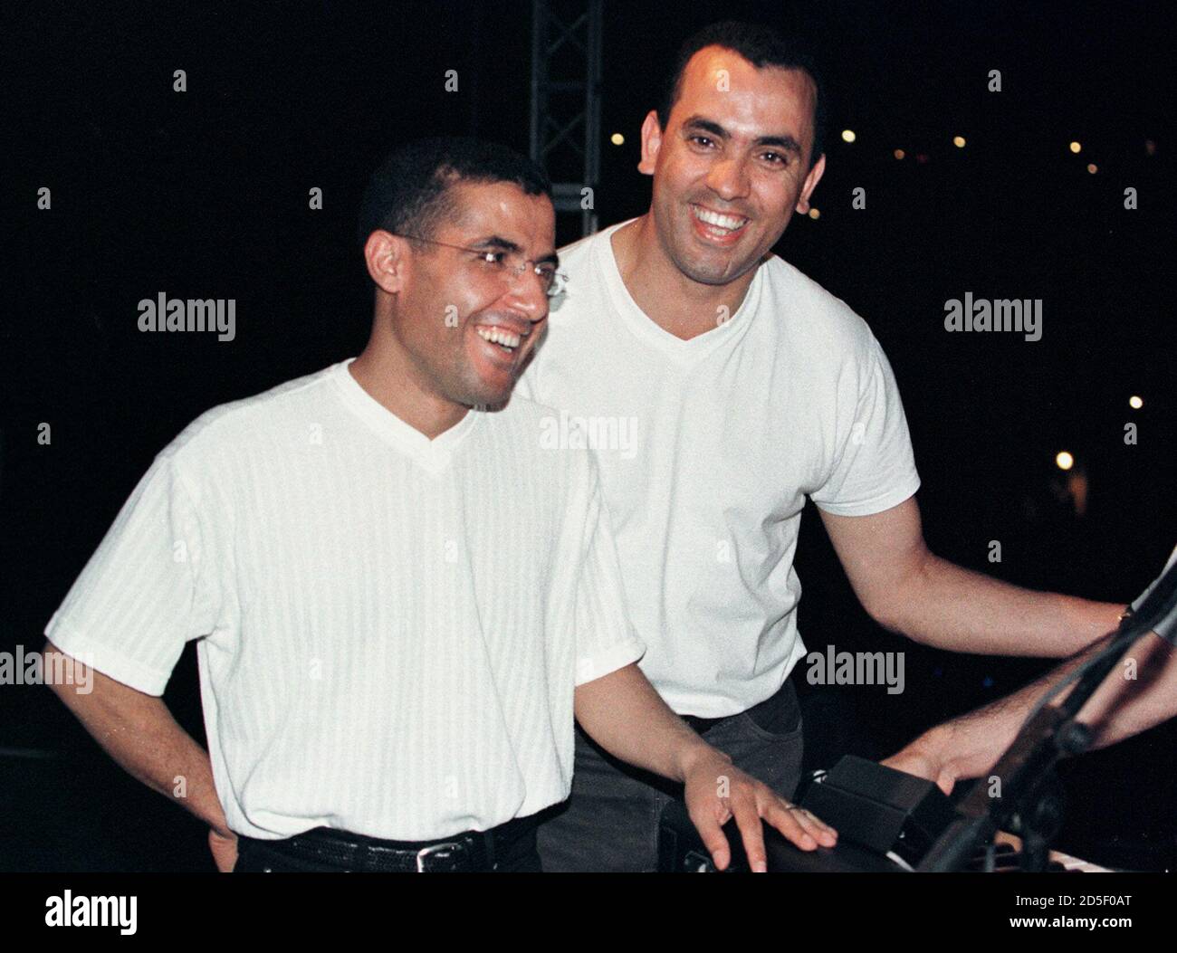 Algerian singer hi-res stock photography and images - Alamy