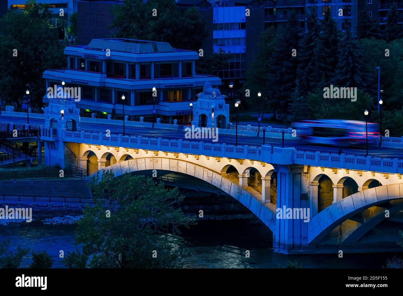 Calgary centre street bridge hi-res stock photography and images - Alamy