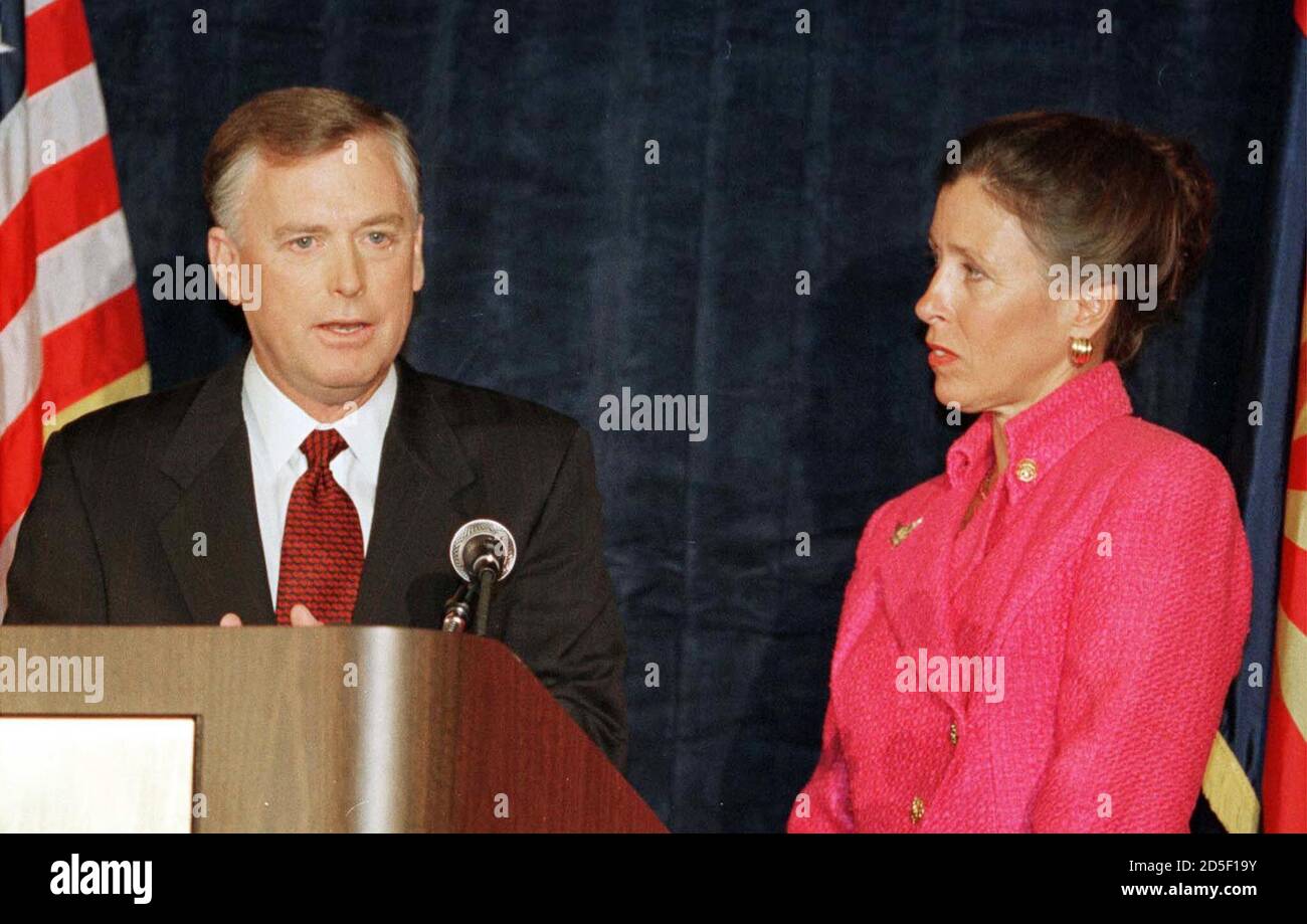 Marilyn quayle hi-res stock photography and images - Alamy