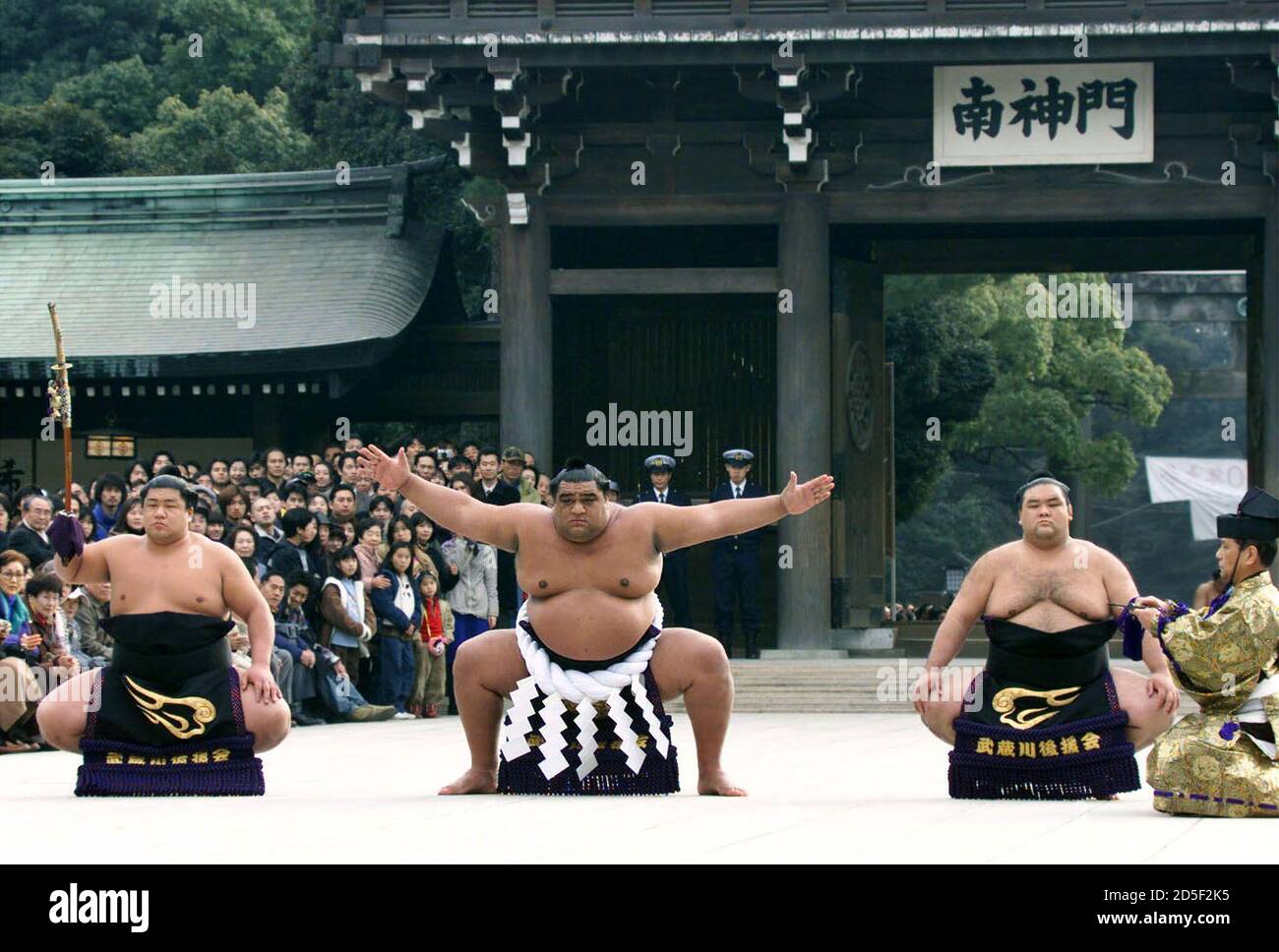 Yokozuna musashimaru hi-res stock photography and images - Alamy