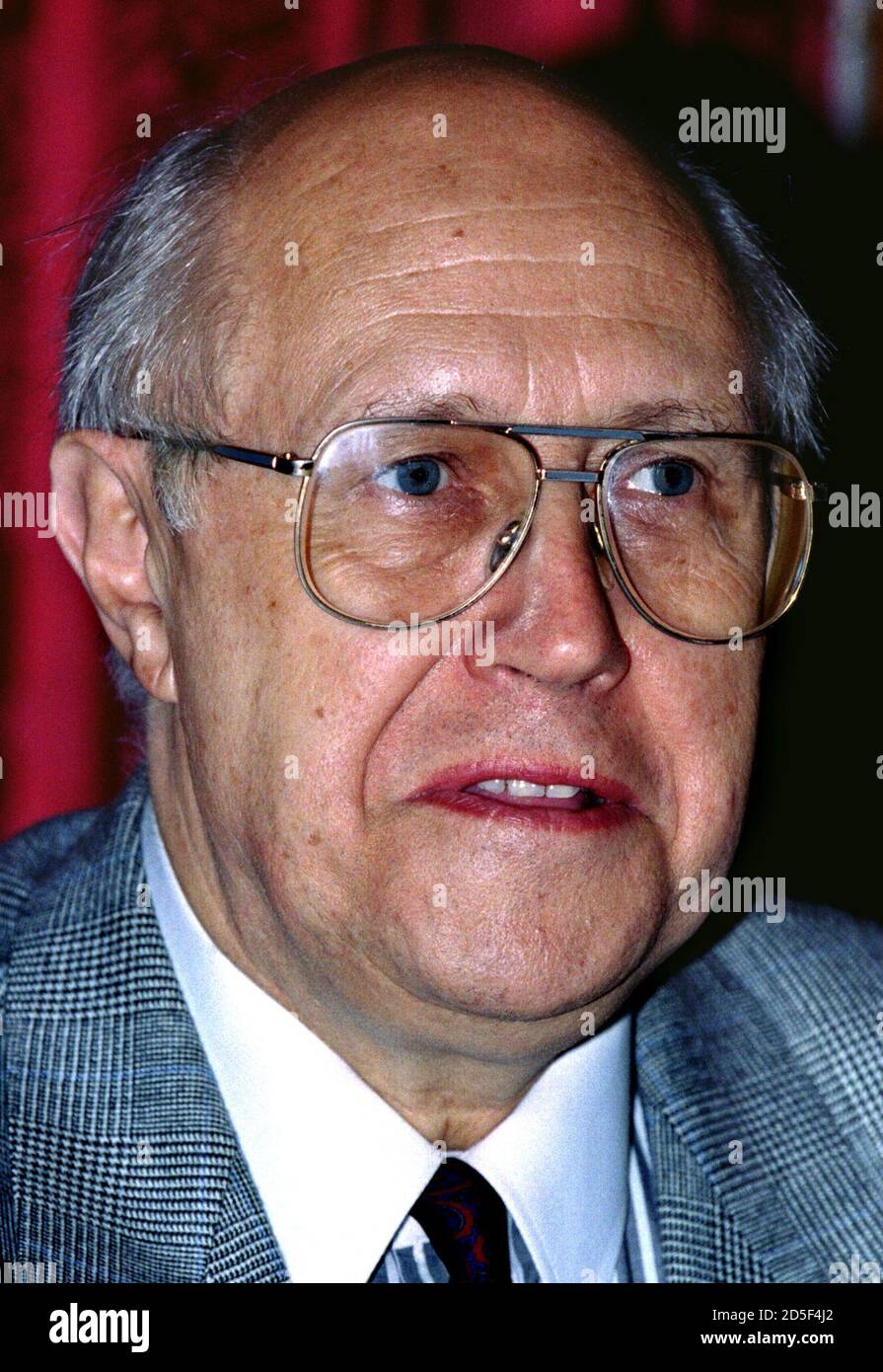 Conductor mstislav rostropovich hi-res stock photography and images - Alamy