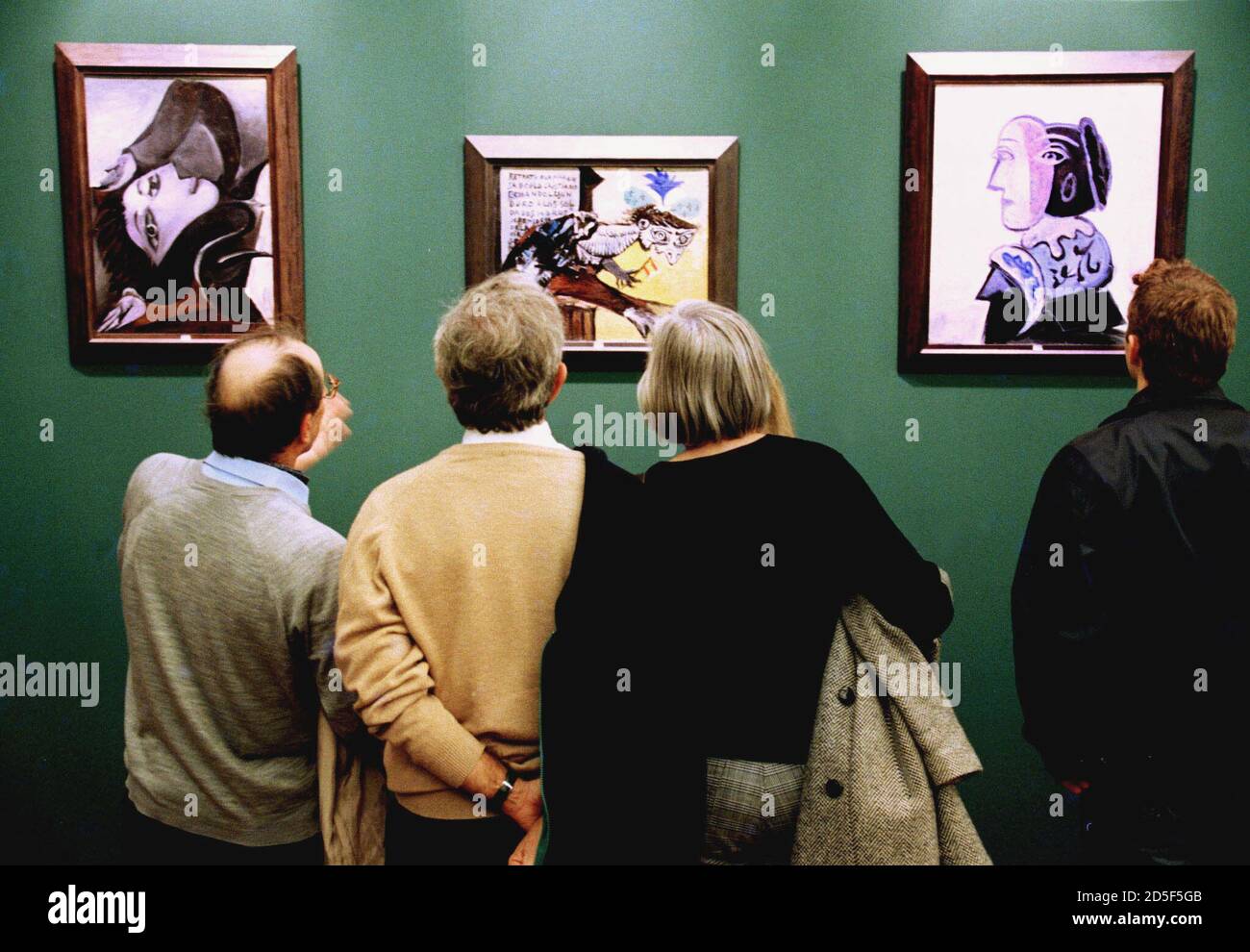 Model and artist picasso hi-res stock photography and images - Alamy