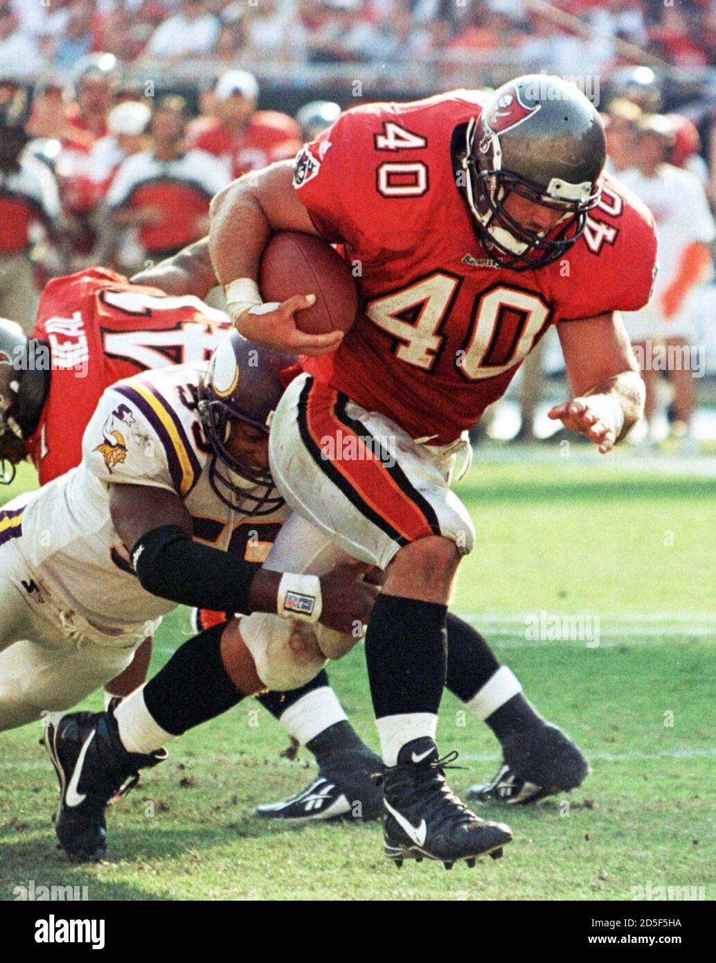 Mike alstott hi-res stock photography and images - Alamy