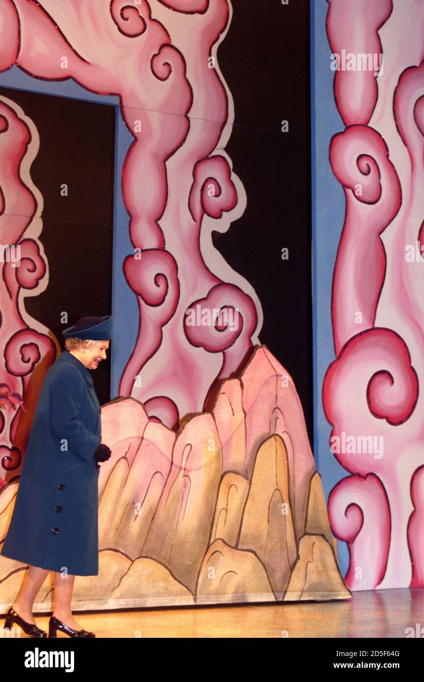 Pantomime set hi-res stock photography and images - Alamy