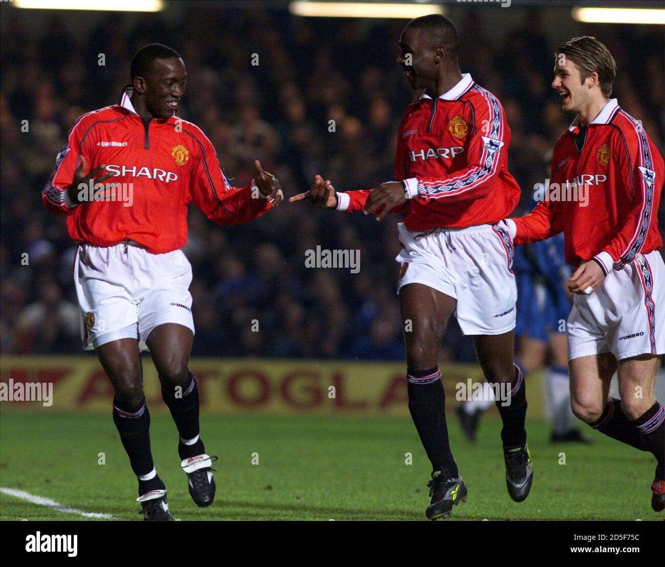 Dwight yorke and andy cole fa cup hi-res stock photography and images ...