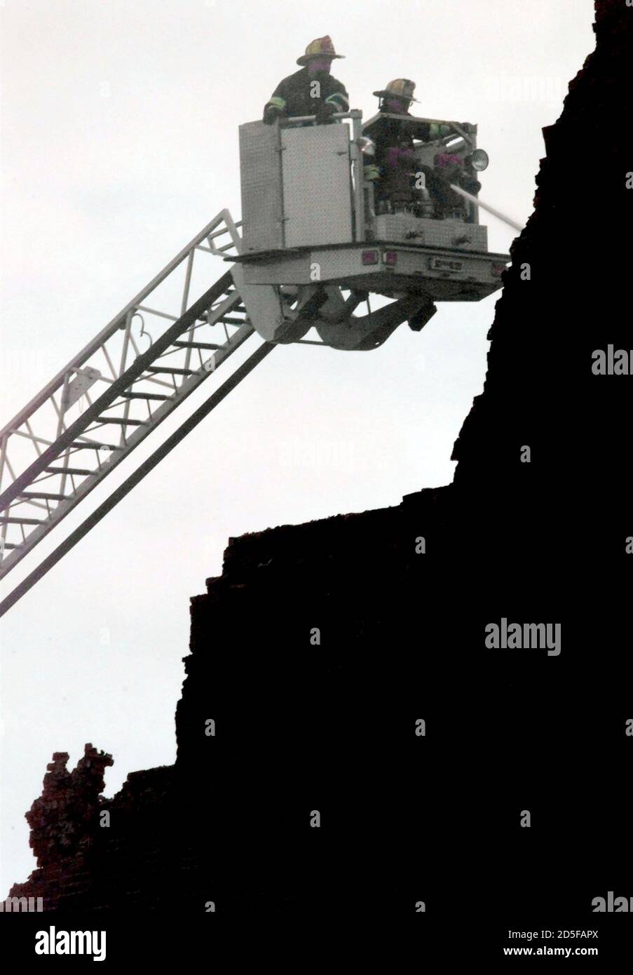Worcester cold storage and warehouse fire hi-res stock photography and ...