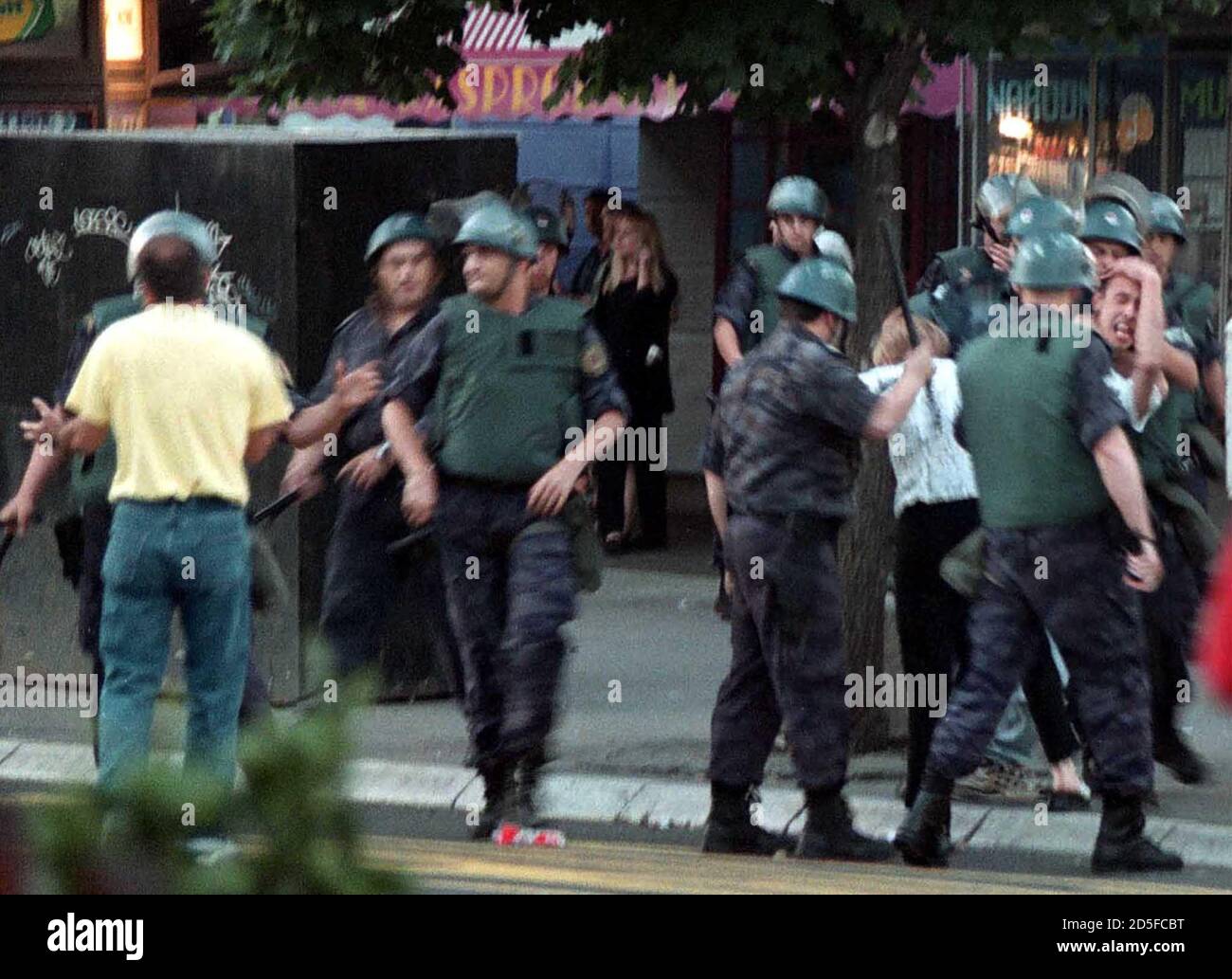Serbian police riot control hi-res stock photography and images - Alamy