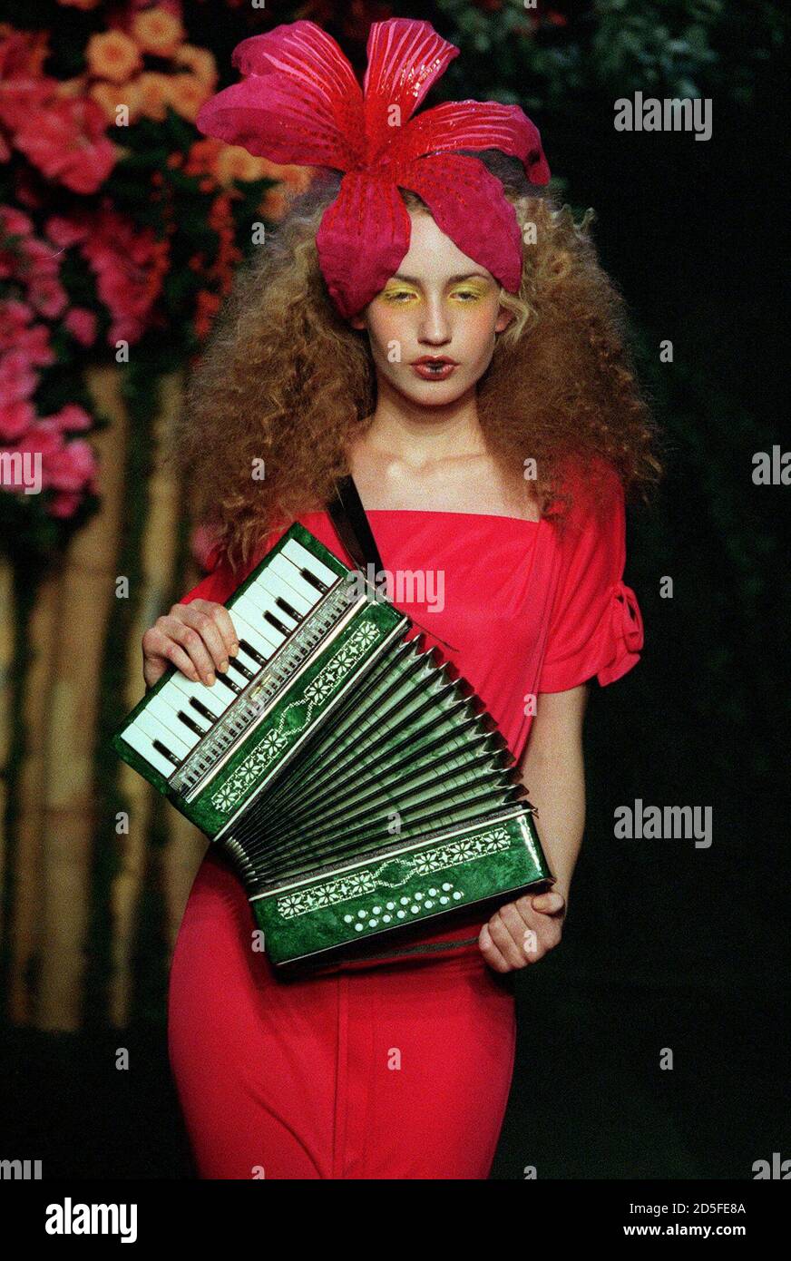 Jerry hall daughter elizabeth jagger hi-res stock photography and ...