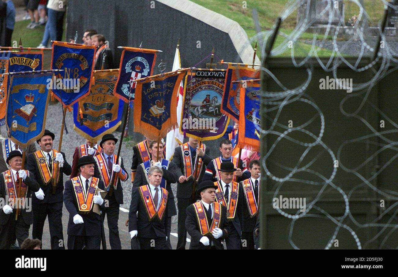 Orangemen parade drumcree church portadown hi-res stock photography and ...