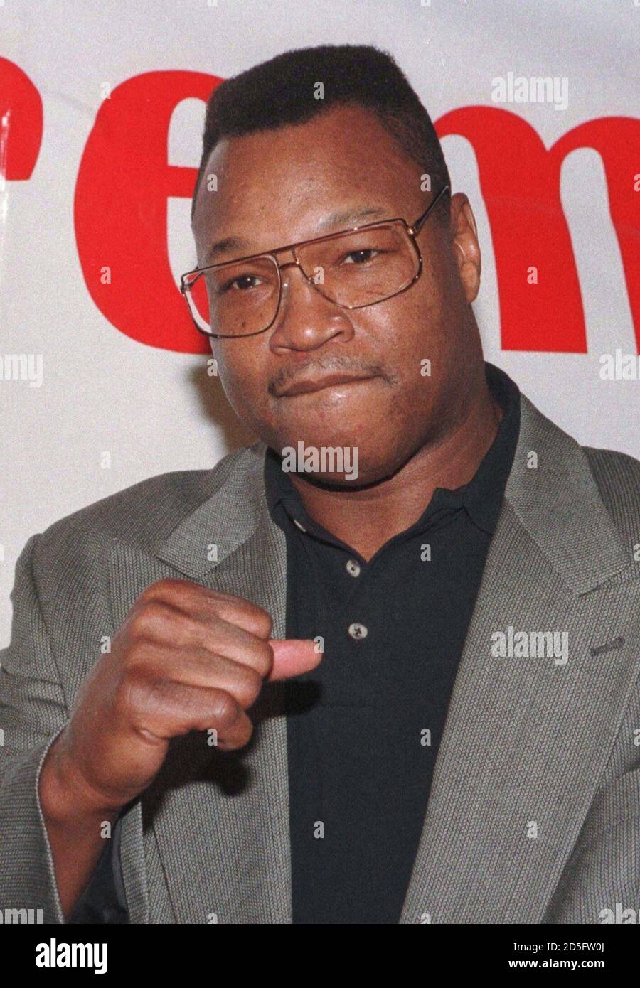 Larry holmes fight hi-res stock photography and images - Alamy