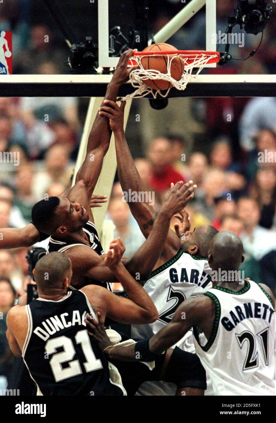 Kevin Garnett Timberwolves Dunk