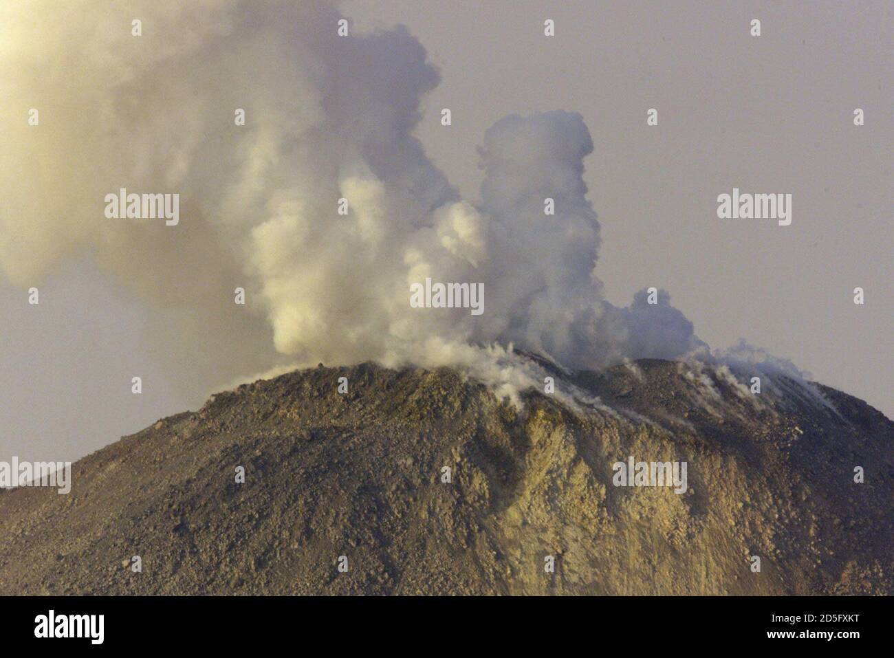 Danger 4 miles hi-res stock photography and images - Alamy