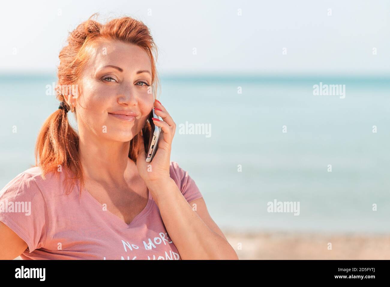 Portrait communication hi-res stock photography and images - Alamy