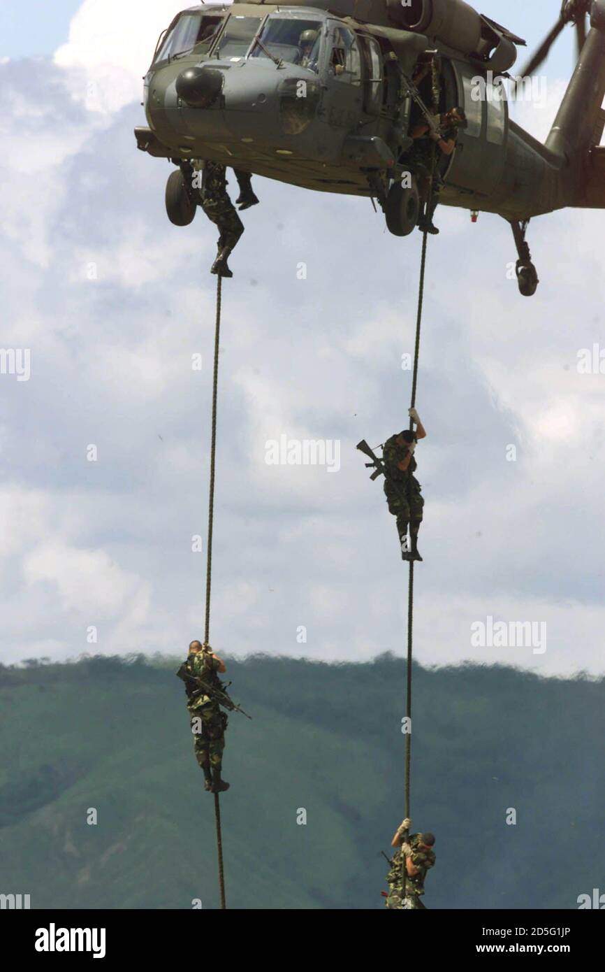 Blackhawk down hi-res stock photography and images - Alamy