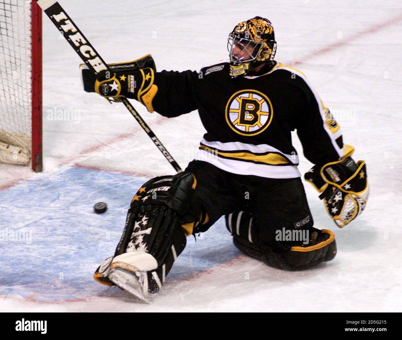 Byron Dafoe Bruins High Resolution Stock Photography and Images - Alamy