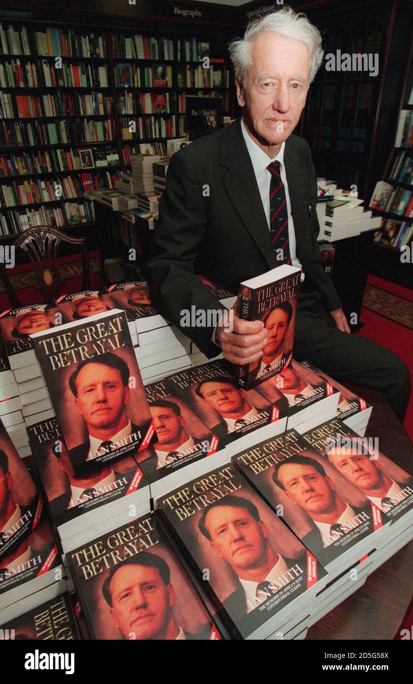 White rhodesians hi-res stock photography and images - Alamy