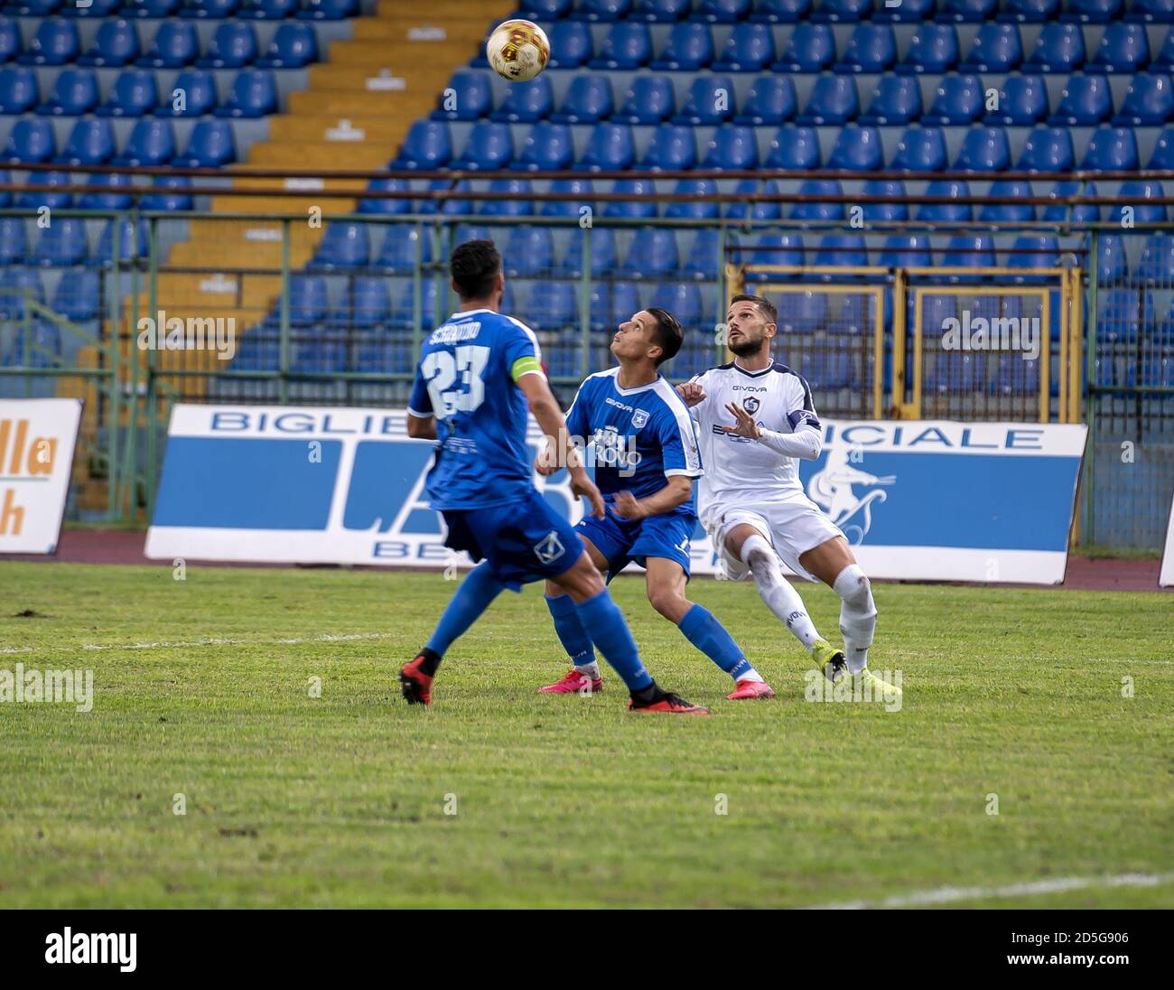 Pagani, Italy. 11th Oct, 2020. Pro League Championship, Serie C 2020/ ...