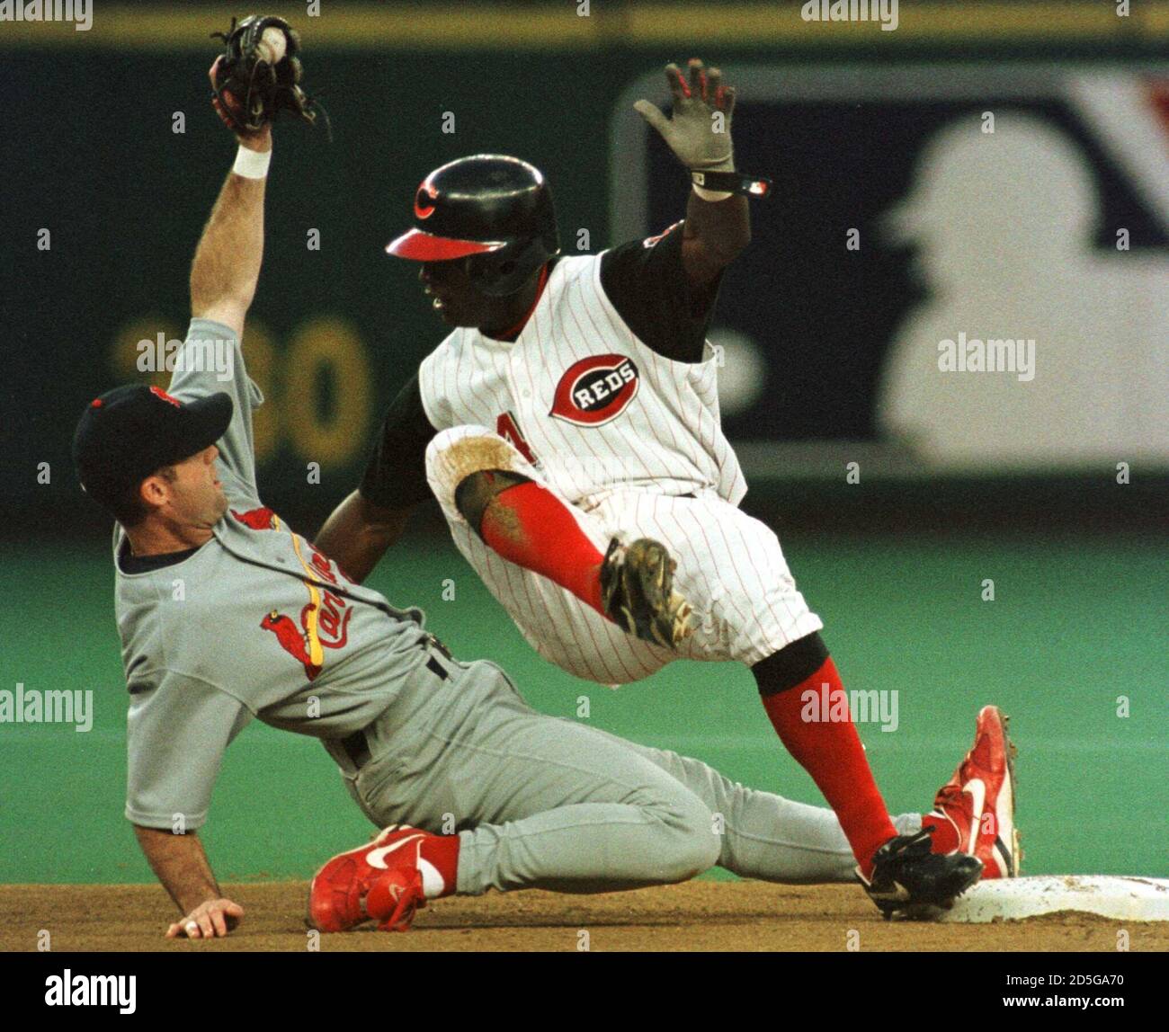 Backwards runner hi-res stock photography and images - Alamy