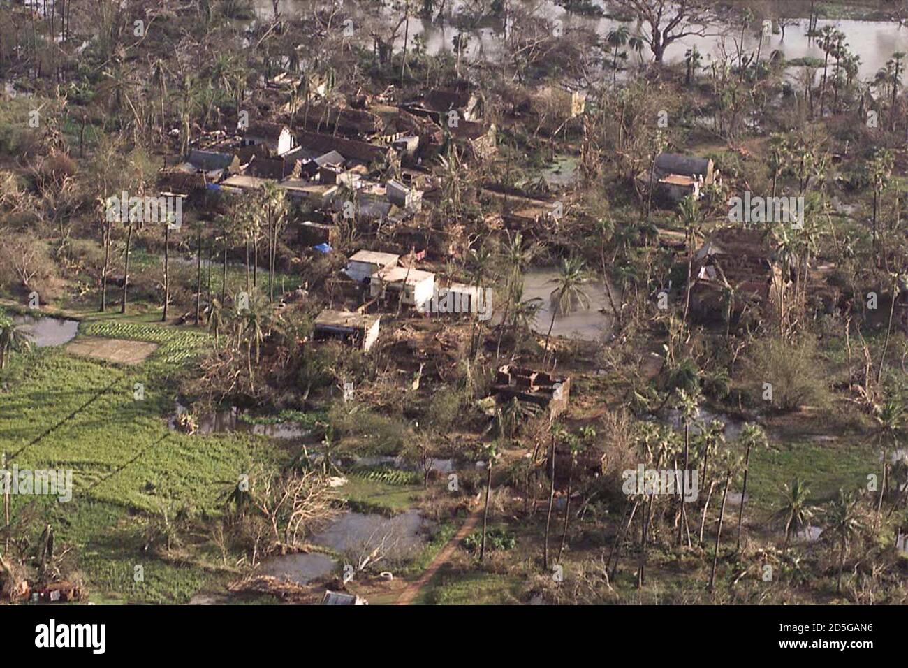 Violent civil disorder hi-res stock photography and images - Alamy