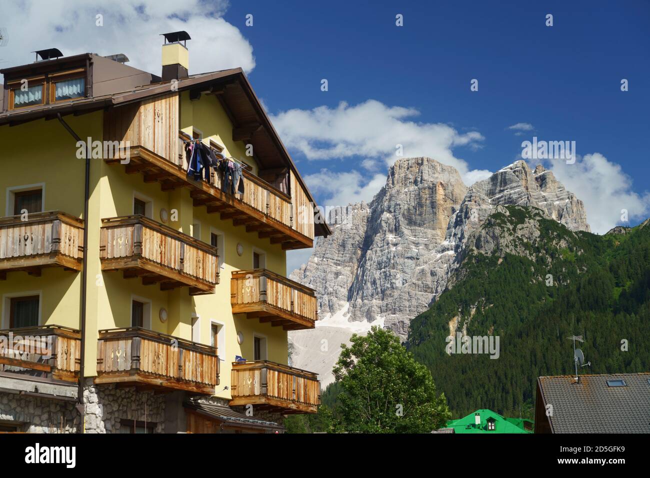 Staulanza pass hi-res stock photography and images - Alamy