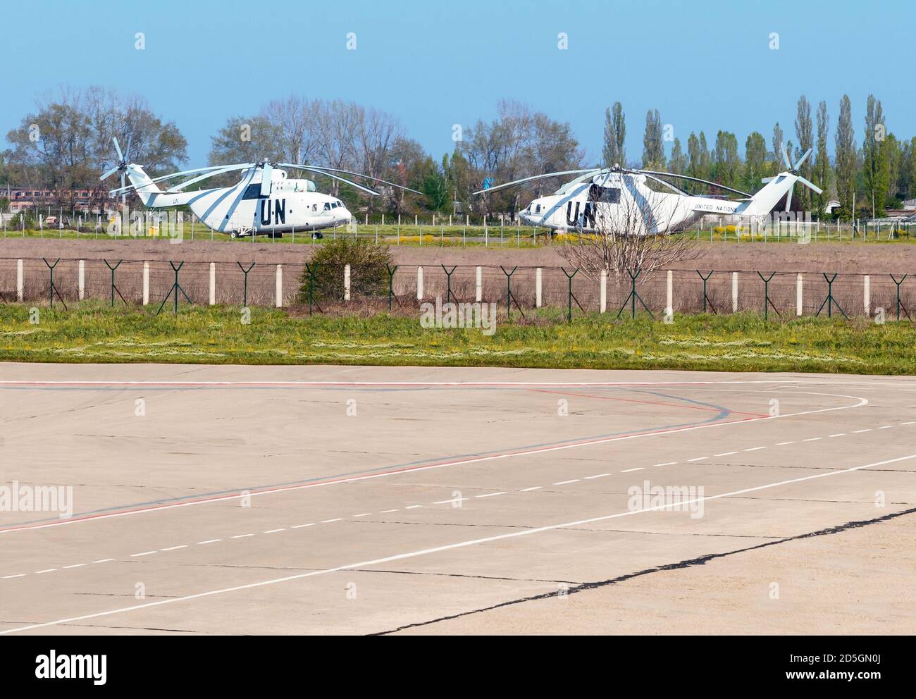 Un united nations helicopter hi-res stock photography and images - Alamy