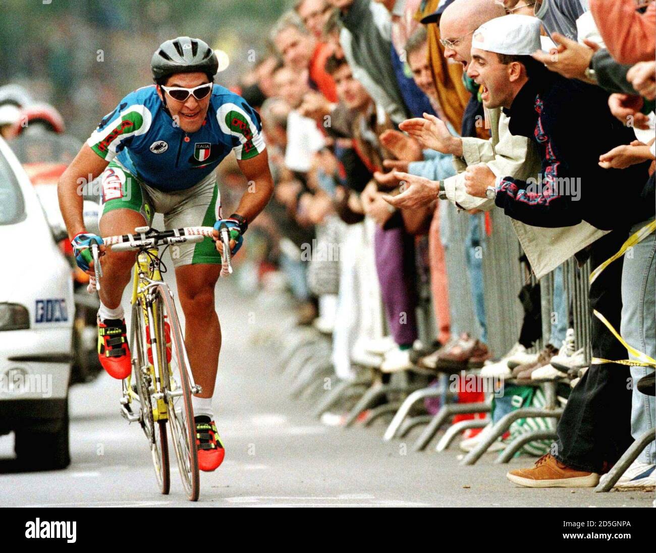 Commesso hi-res stock photography and images - Alamy