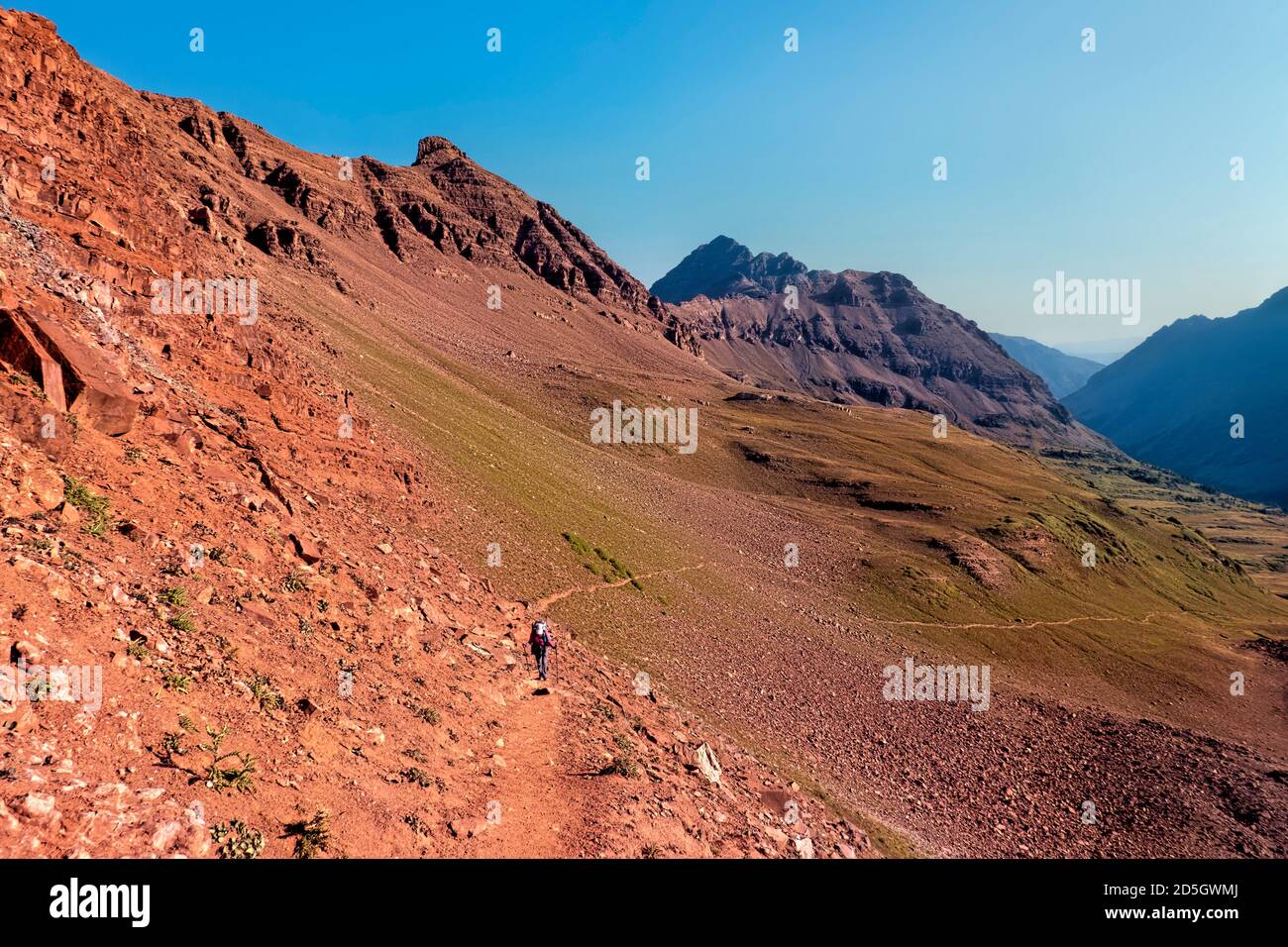 Climbing to West Maroon Pass on the Maroon Bells Loop, Aspen, Colorado ...