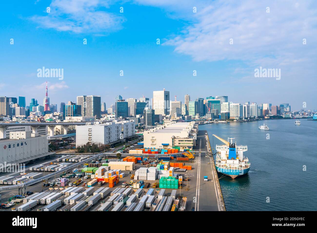 Row of high-rise building stands along the Tokyo Bay at Tokyo Japan ...