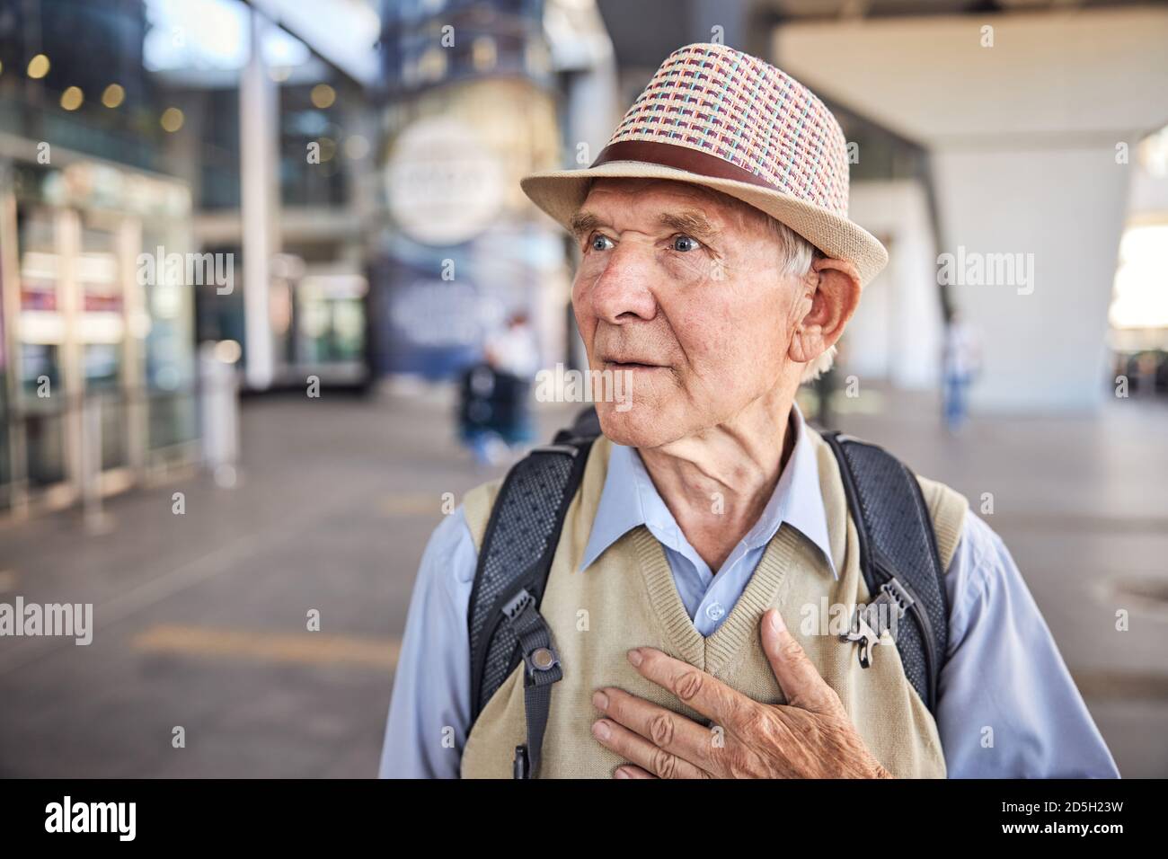 Old aged passenger pensioner hi-res stock photography and images - Alamy
