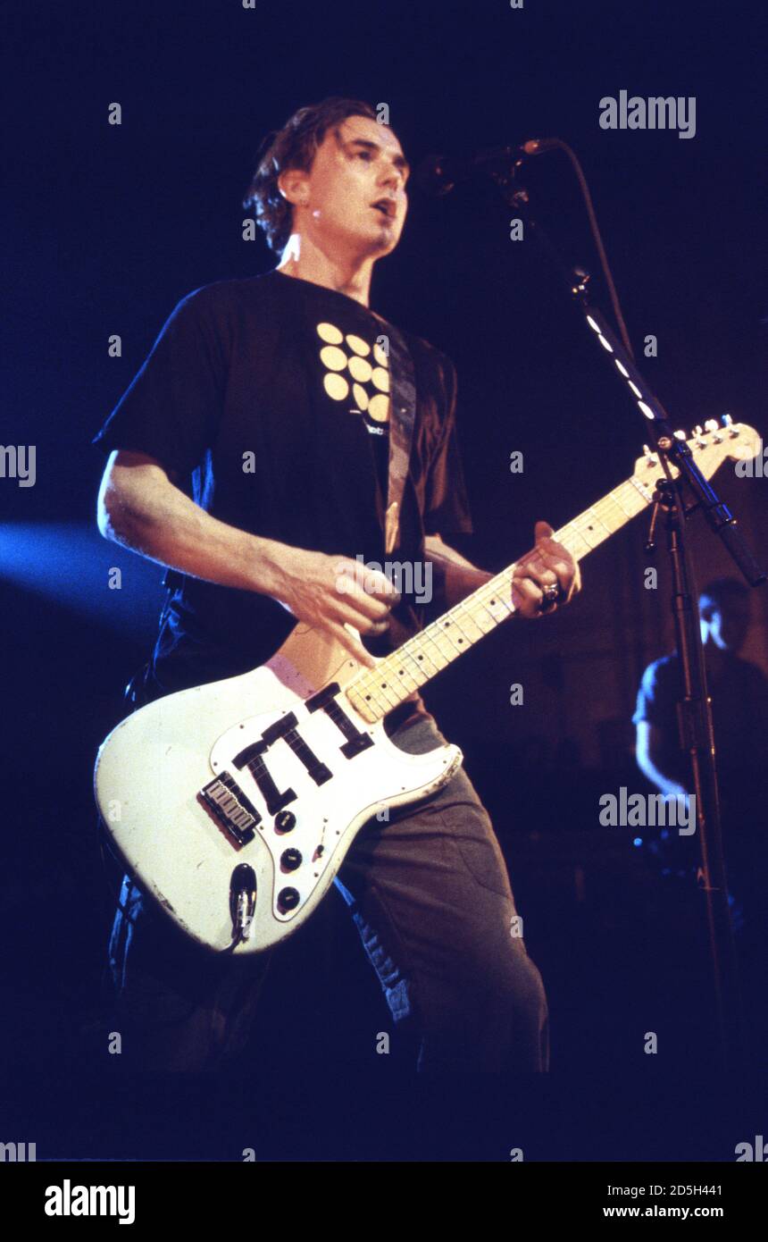 Bush Band Lead Singer