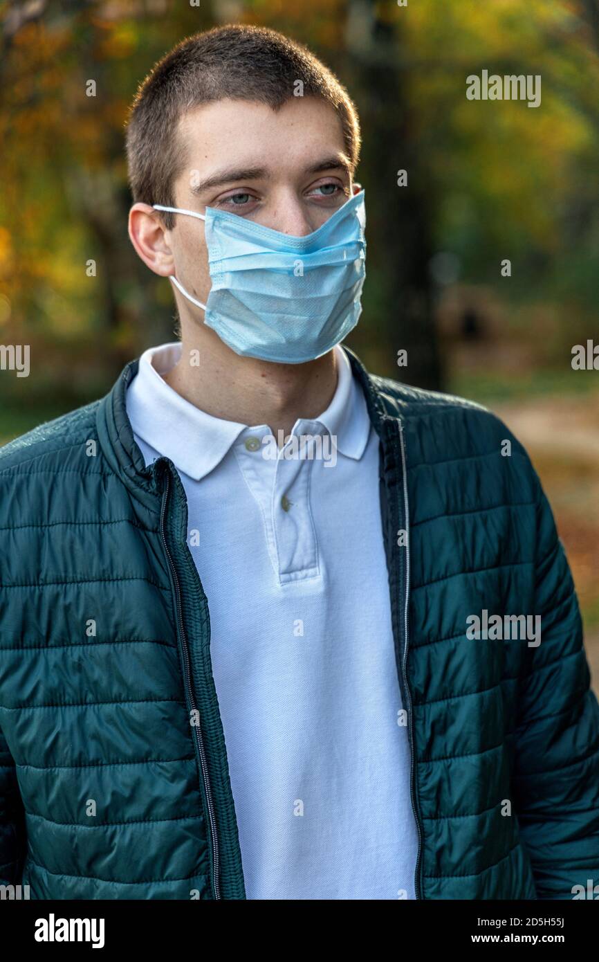 Face technology hi-res stock photography and images - Alamy