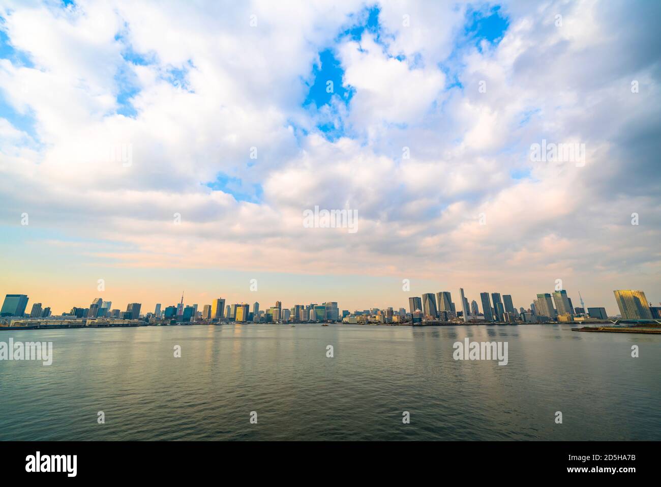 Row of high-rise building stands along the Tokyo Bay Japan Stock Photo ...