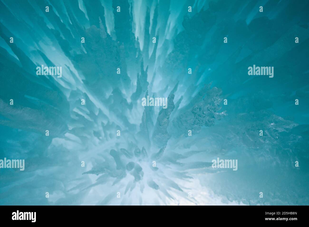 Ice sculptures in the Ice Castles, Lincoln, NH Stock Photo - Alamy