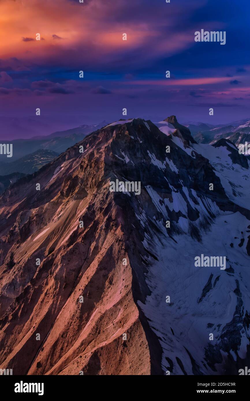 Garibaldi mountain hi-res stock photography and images - Alamy