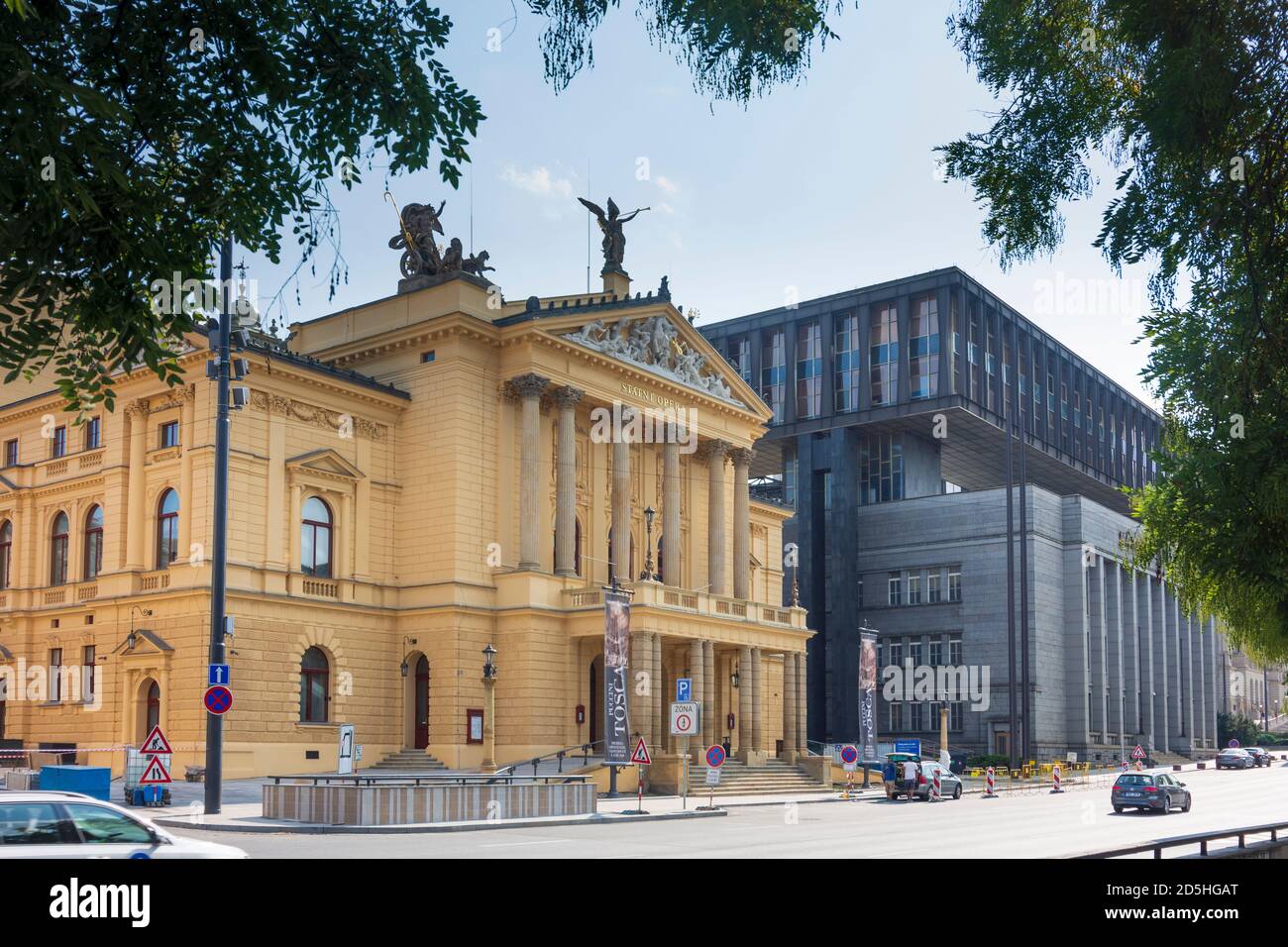 Praha: State Opera, New Building of the National Museum in Nove Mesto ...