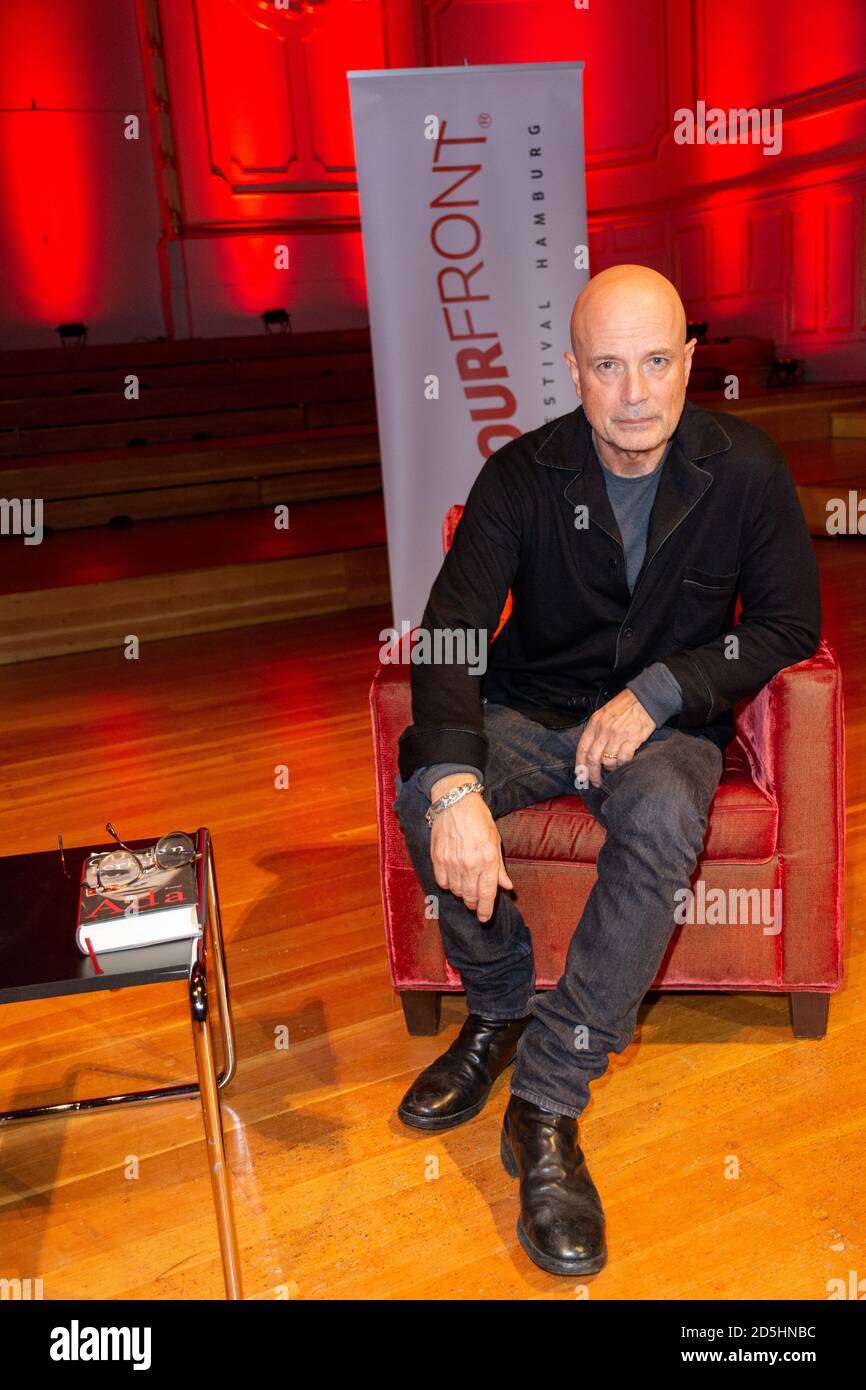 Grosser apfelbaum hi-res stock photography and images - Alamy