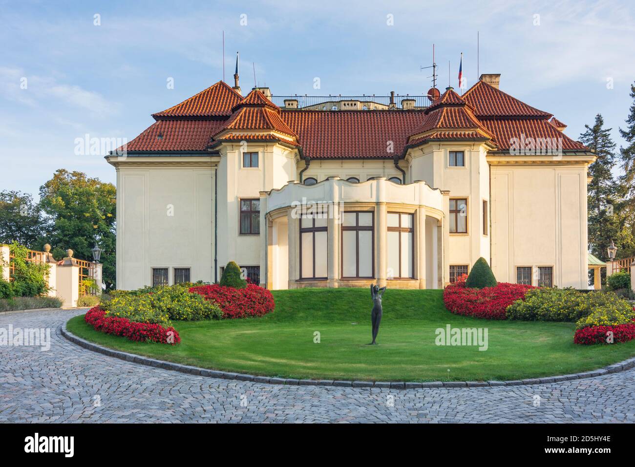 Praha: Kramarova vila (Kramař's Villa), the official residence of the ...