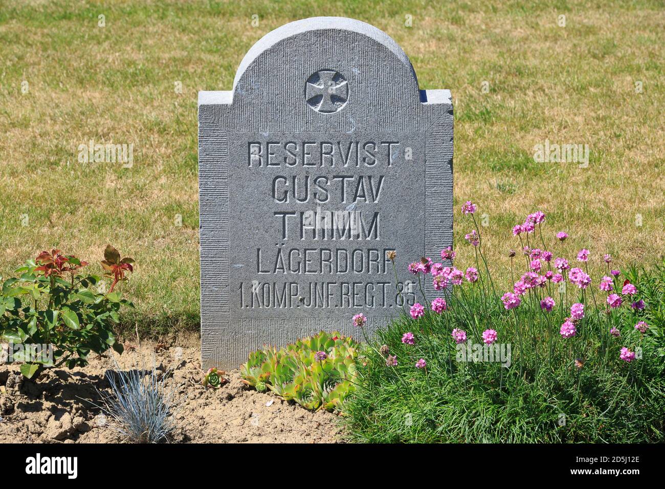Tombstone of German WWI infantry reservist Gustav Thimm at St ...